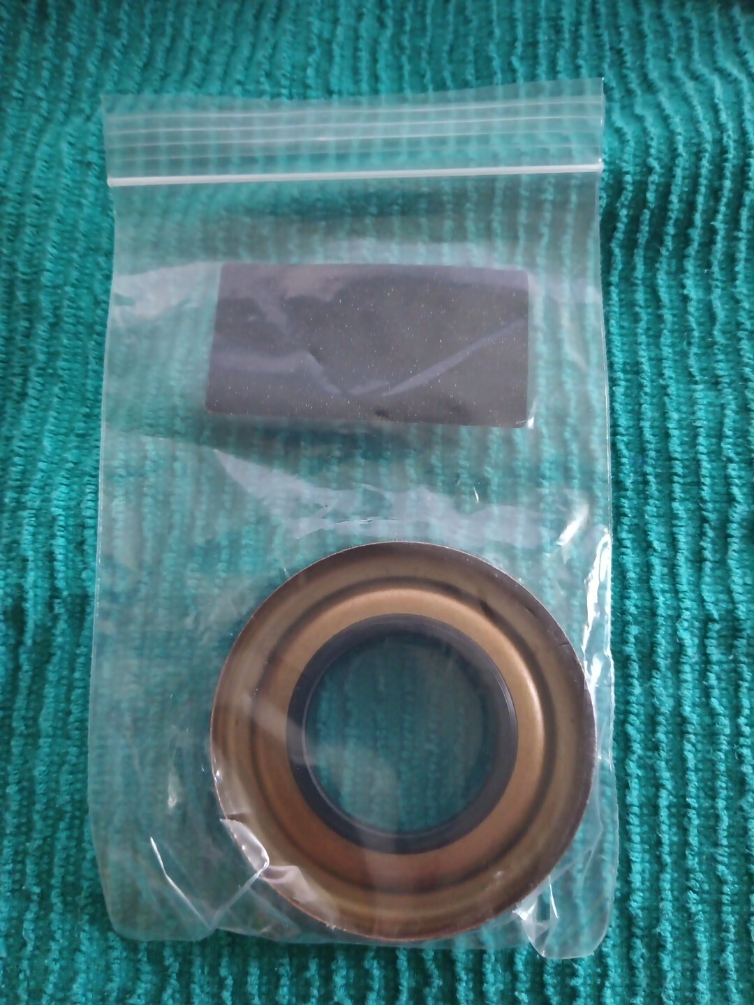 331424BA0C Genuine Nissan Seal Oil Drive 33142-4ba0c for sale online | eBay