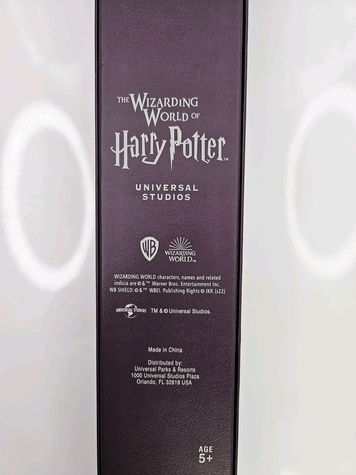 The Wizarding World of Harry Potter Black Walnut & Dragon Heartstring ...