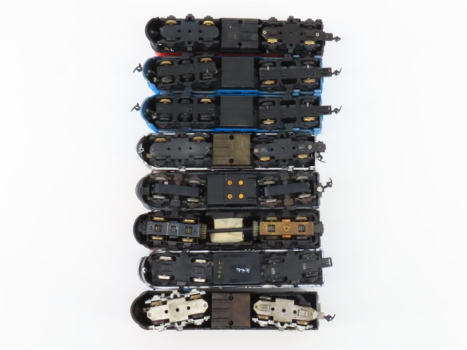 LOT of 8 HO Mantua/TYCO/Athearn NH/CR/MILW/CBQ F Unit Diesel Locos DOES ...