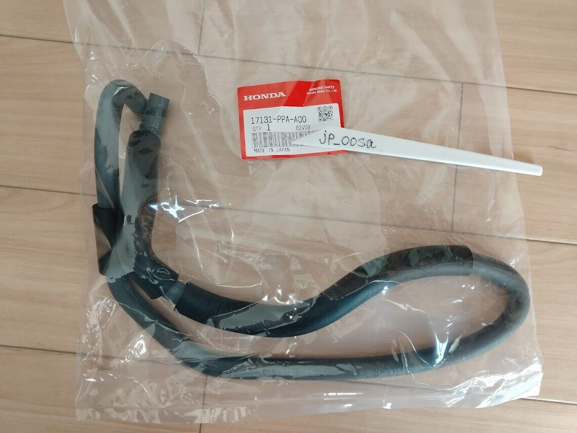 Honda Genuine OEM PCV (Positive Crankcase Ventilation) Tube 17131-PPA ...