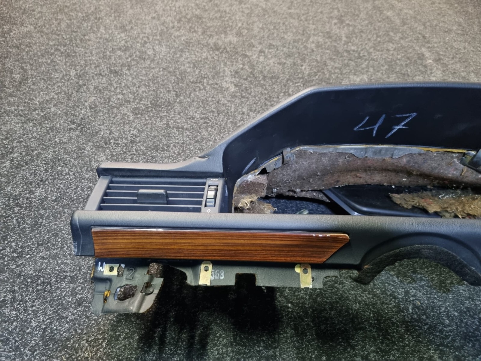 Mercedes-Benz W124 Center Dashboard Console Dash board Black AMG | E320 ...