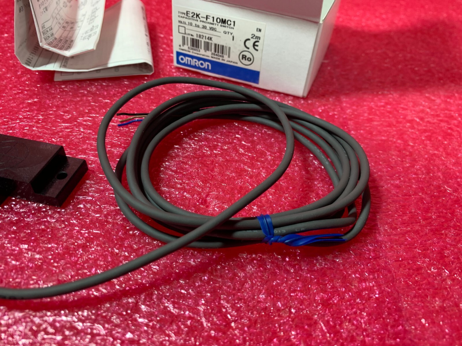 Omron E2K-F10MC1 Flat Proximity Switch Sensor | eBay