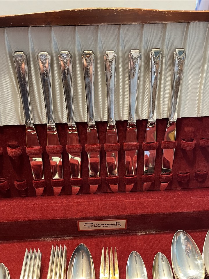 VTG Community “The Finest Silverplate” & 1847 Rogers Bros 62pc ...
