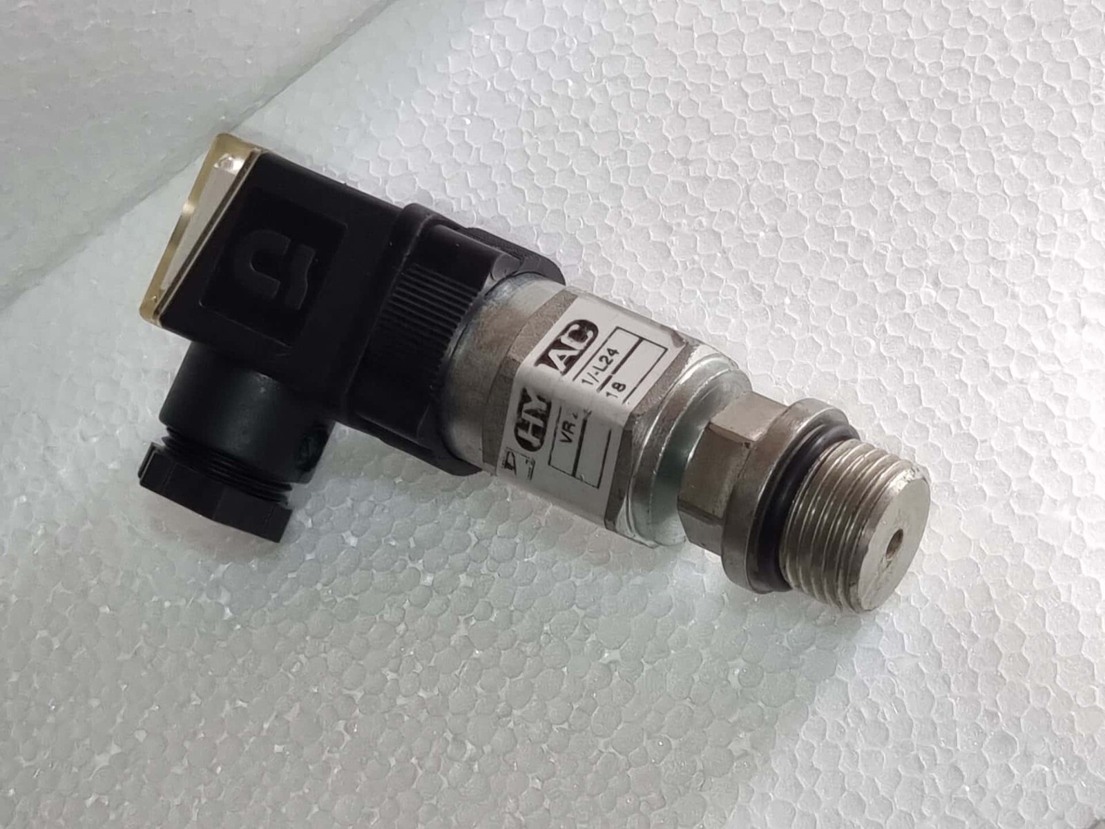 HYDAC VR2D.1-L24 HYDAC HYDRAULIC PRESSURE CLOGGING INDICATOR | eBay