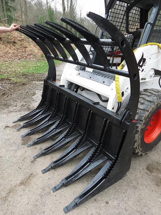 NEW USA 72' SKID STEER LOADER/TRACTOR BRUSH | Grelly USA