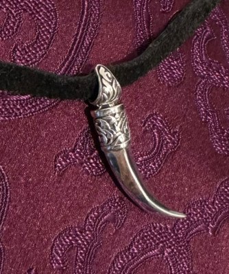 Massiver TIGERZAHN Anhänger aus 925er SILBER aus Nepal für Kraft und ...