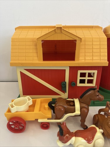 Vintage 1981 PLAYSKOOL Li'l Playmates Farm Set Barn w/Animals & Figures ...