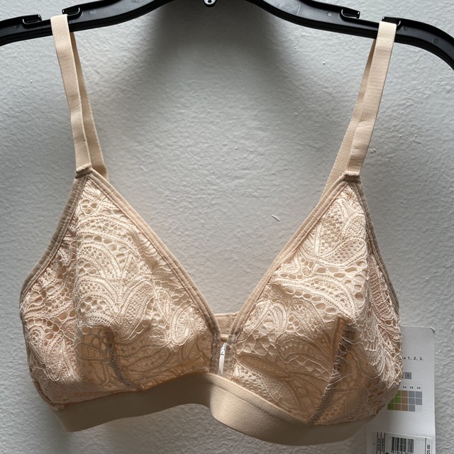 All.You. LIVELY Women's Palm Lace Busty Bralette - Toasted Almond Size ...
