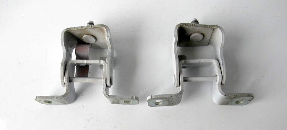Genuine Used MINI (Light White) Pair of Boot Hinges - R60 Countryman ...
