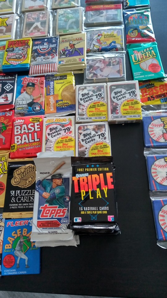 Huge Unopened Baseball Cards Pack Sale! Buy 10 Packs Get Relic Card As ...