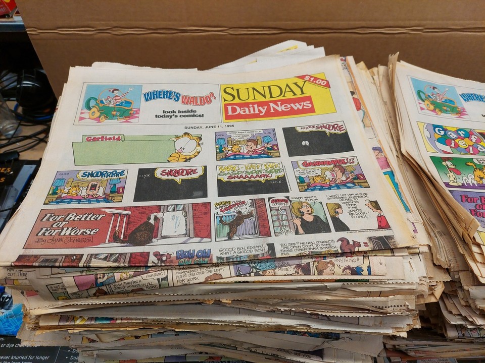 HUGE LOT OF 18 Inch High Over 50 Pounds Newspaper Comic Strips 90's 00 ...