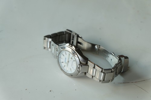 Edge DiskGo 2GB USB flash drive watch | eBay