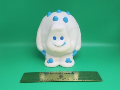 Frozen Marshmallow Snow Monster Toy