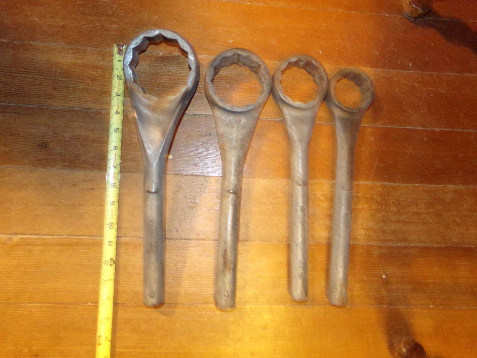 4 Large Blue Point Striking? Slugging? Wrenches 12-Pt 2 3/4" 2 5/8" 1 1 ...