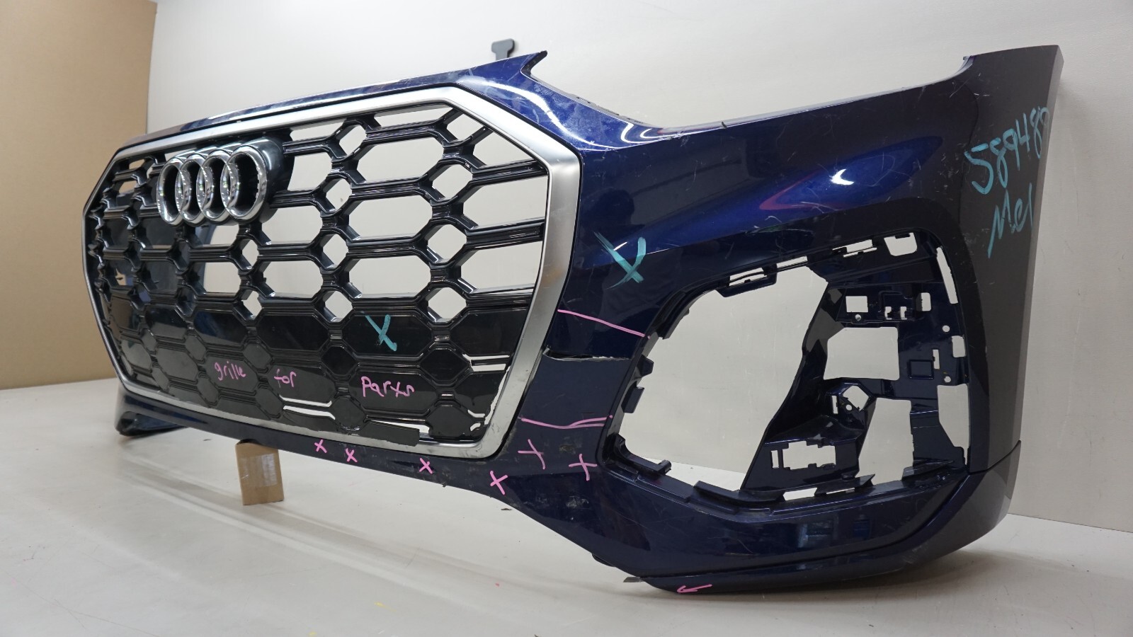 2021-2022 AUDI Q5 FRONT BUMPER COVER PANEL W/ GRILLE GRILL EMBLEM OEM ...