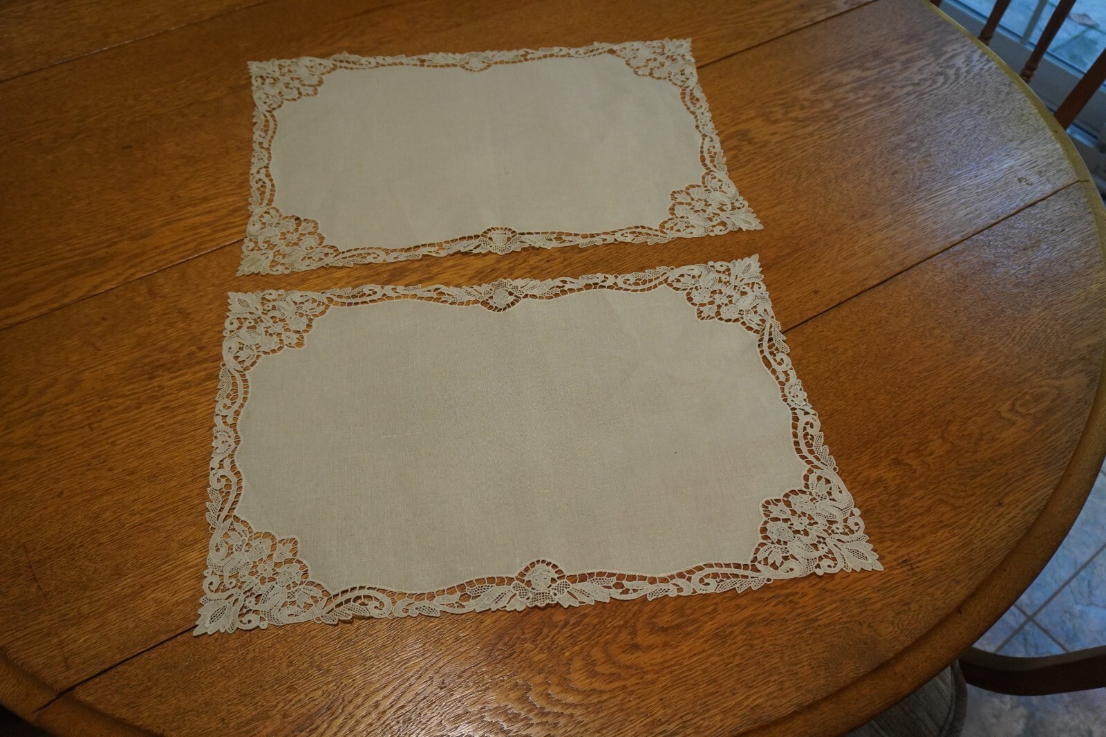 Set of 2 antique rectangle linen doilies table topper placemats doily ...