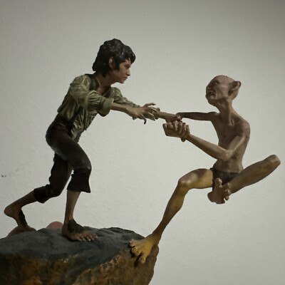 Lord of the Rings The Crack of Doom - Frodo and Gollum Sideshow Weta ...