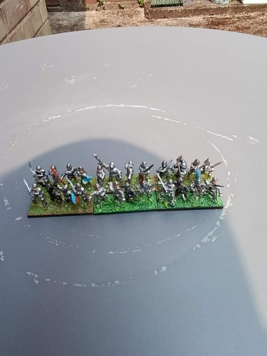 15mm Dismounted Knights. Ancient. Medieval. 24 figures. (3). | eBay