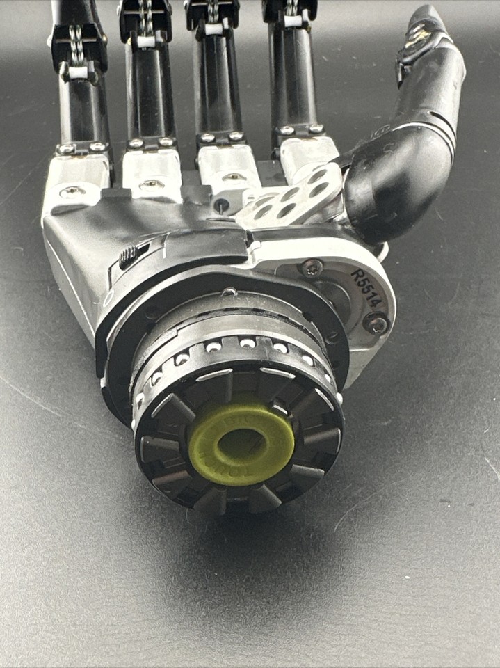 I-limb Ilimb Ultra Right prosthetic hand. Myoelectric Hand. Touch ...