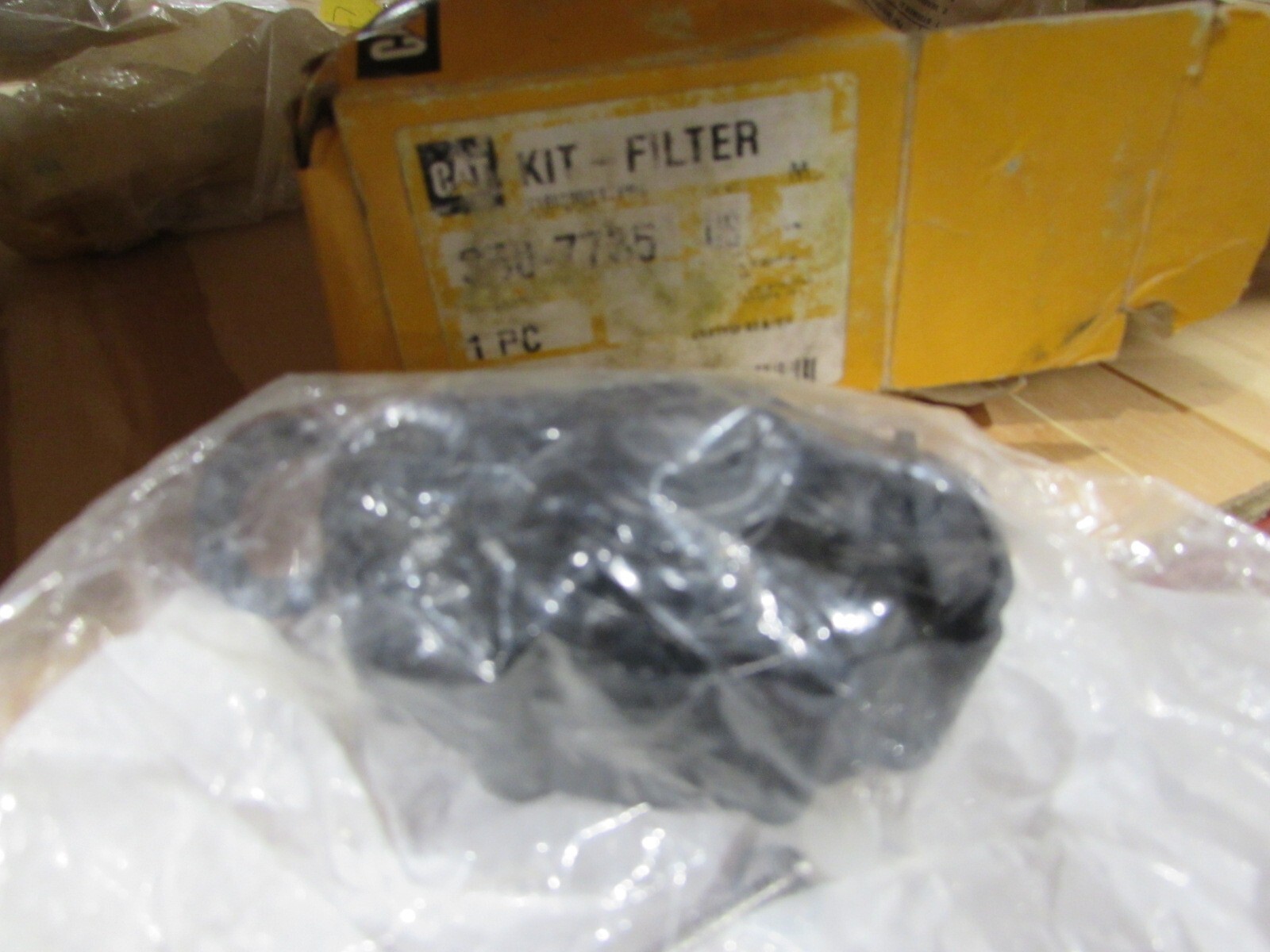 1 NEW GENUINE CAT CATERPILLAR FUEL CAP FILTER KIT PART # 350-7735 | eBay