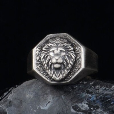 925 Sterling Silver Octagonal Lion Head Ring. Oxidized Silver Signet ...