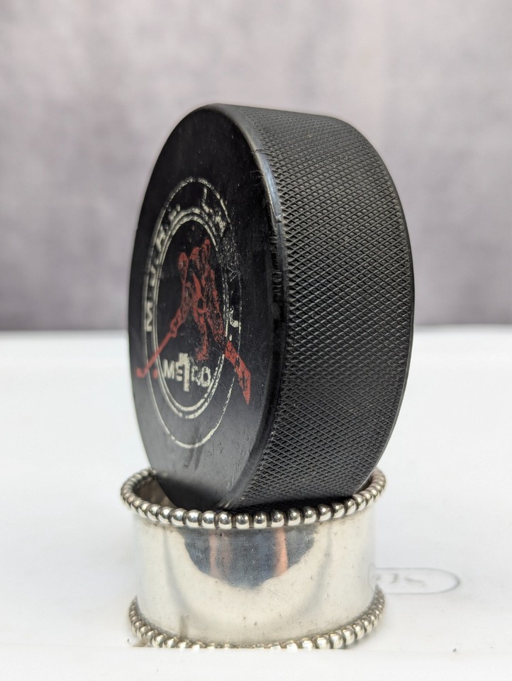 Vintage Hockel Agal JB Logo Hockey Puck MUHL Player Graphic M=1 F=0 ...