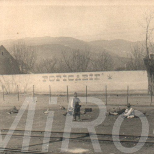 Foto WW2 Fallsch.jäg. H. Kalischewsky, Romania, arrivo al Bhf. Popicari ...