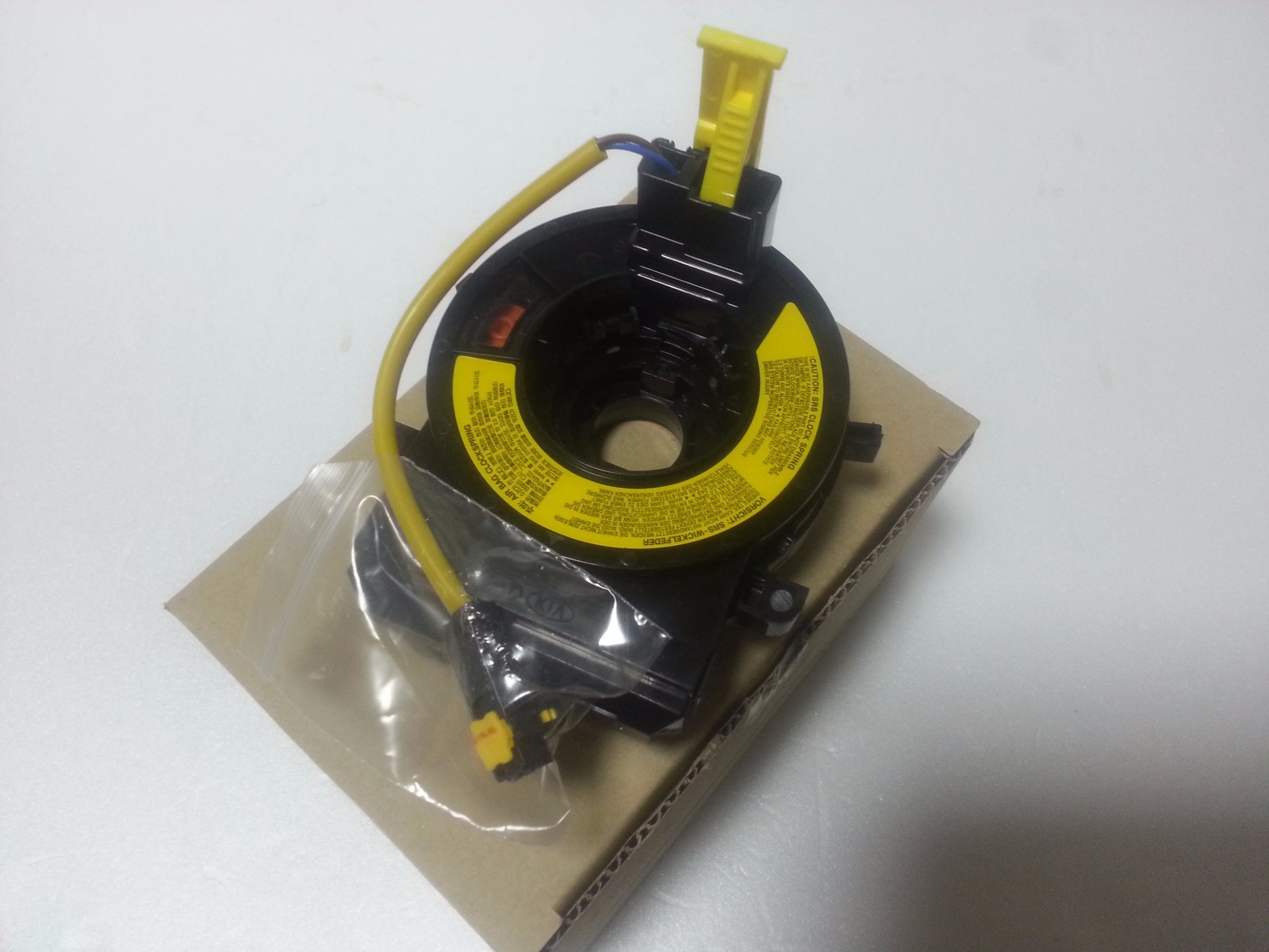 OEM Hyundai KIA Clock Spring for Auto Cruise Audio Remote Blue Tooth ...