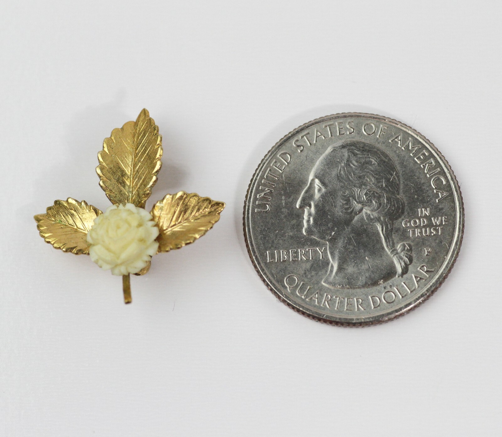BEAUTIFUL VINTAGE WELLS 14K GOLD FILLED CRAFTED WHITE ROSE & LEAF ...
