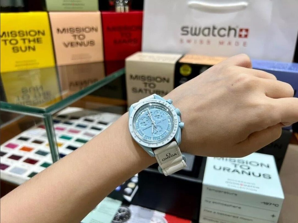 NEW Swatch x Omega Moonswatch Mission To The Uranus Watch - With Box | eBay