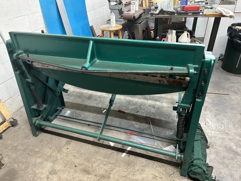 Grizzly Industrial T32957 52 Inch Stomp Shear | eBay