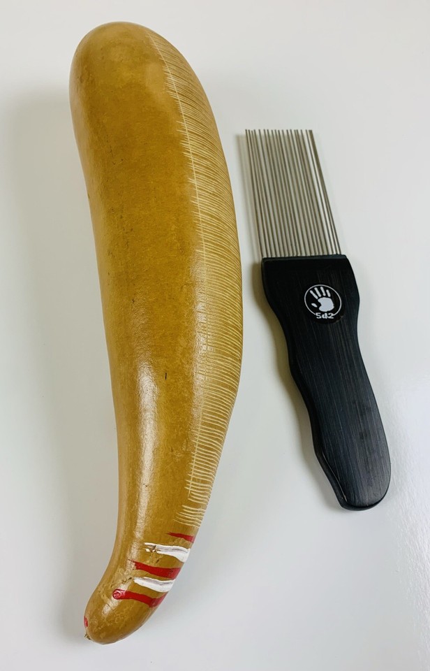 Guiro Puerto Rico 7-8” Corte Original Con Bandera Puerto Rico Y Puyero ...