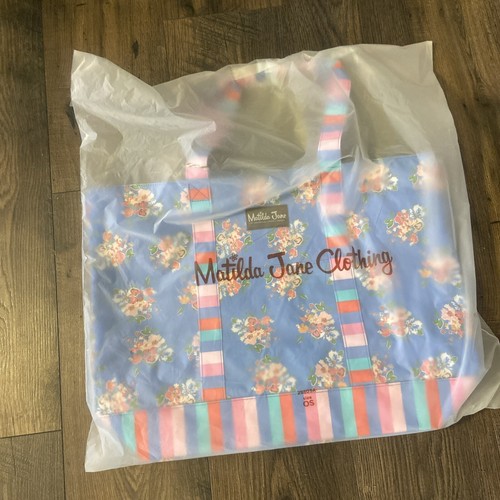 NWT Women’s Matilda Jane We Made It Tote Blue Floral Beach Bag NWT | eBay