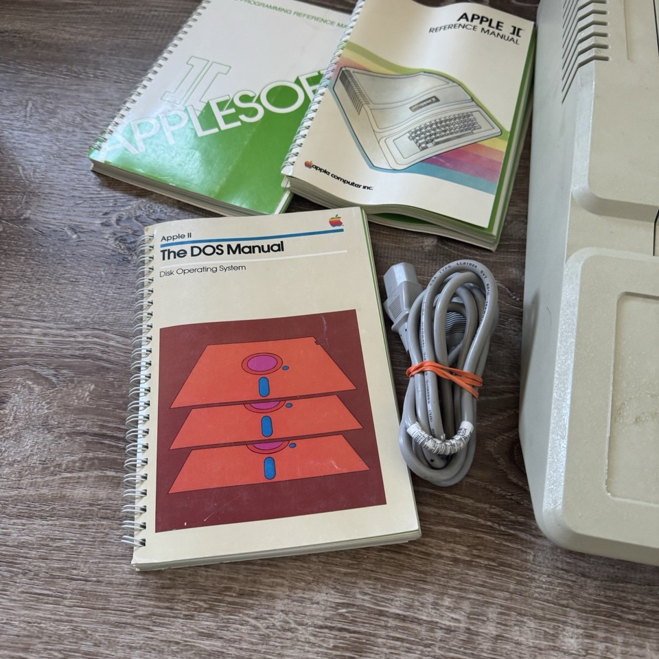 Vintage Apple II Plus Computer A2S1016 With Original Box | eBay