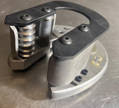 Johnson Gage Co Roll Thread Snap Gage, 1-1/8-8 NS-4 P.D. 1.0455 1.0428 ...