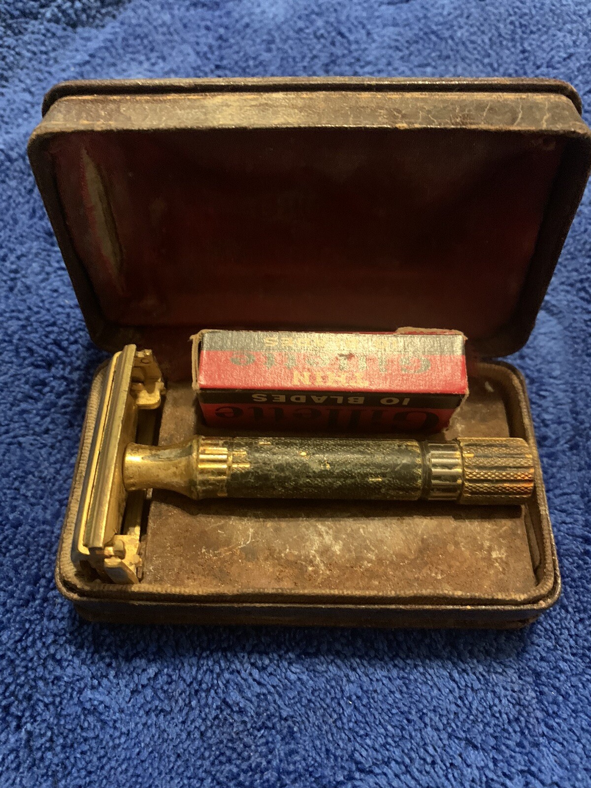 Vintage 1945 47 Gillette ARISTOCRAT TTO DE Safety Razor Set in Case | eBay