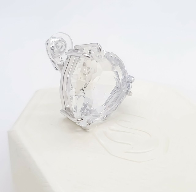 Authentic Swarovski Whitetriangle Cut Crystal Mesmera Clip Earring ...