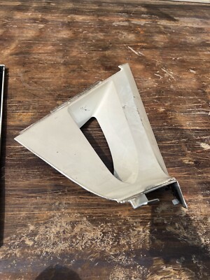 03 04 05 06 Cadillac Escalade EXT Left Driver Upper Bed Cladding Trim ...