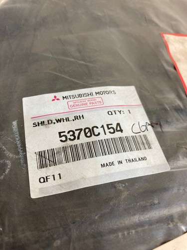 GENUINE MITSUBISHI NEW OEM 5370C154 SHIELD FRONT WHEELHOUSE SPLASH ...
