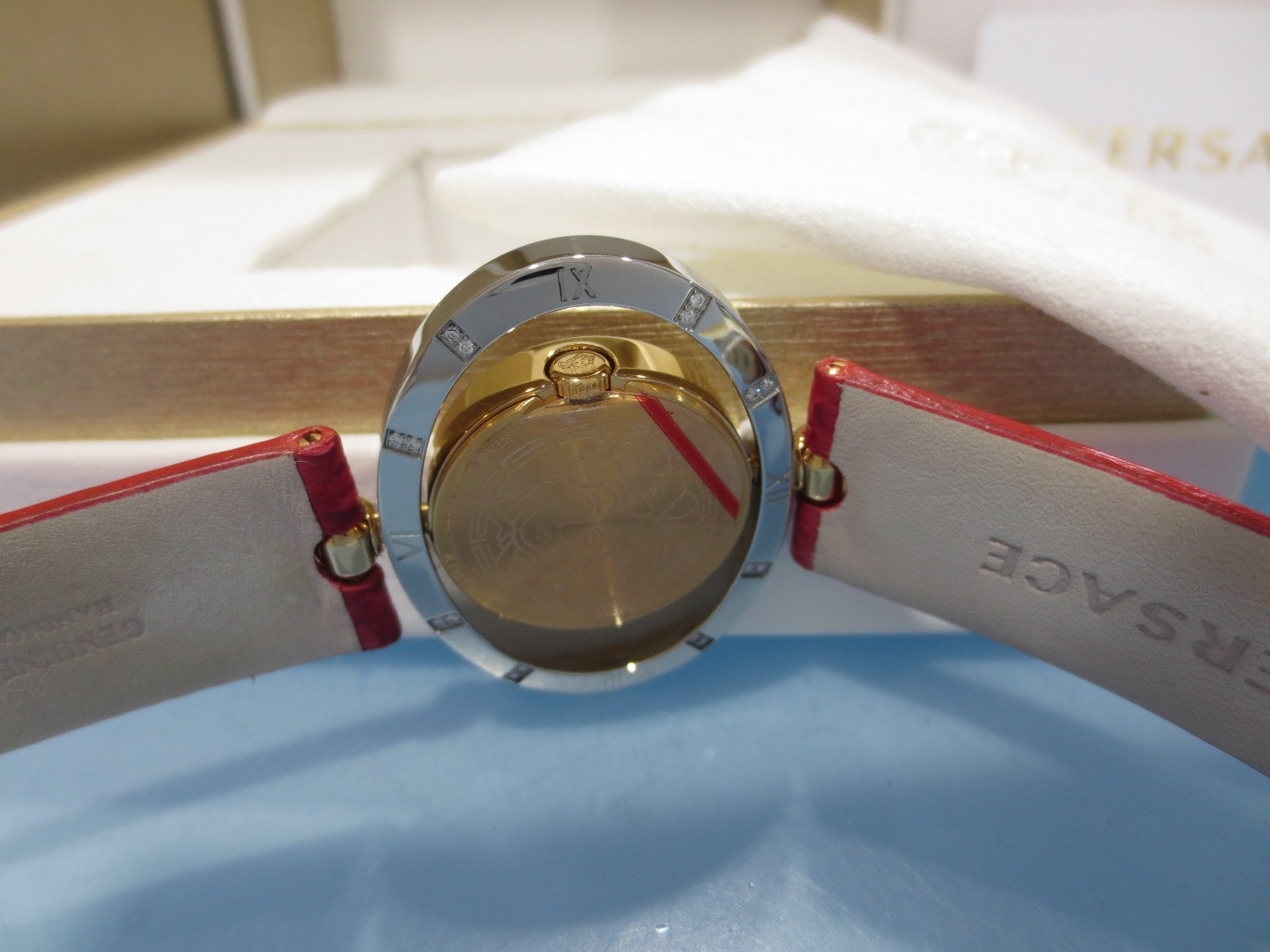 Versace Women's 91Q89FD800 S800 Eon Ellipse DIAMONDS Gold IP Steel ...