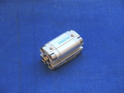 Pneumatic Cylinders - Bore 15Mm Stroke