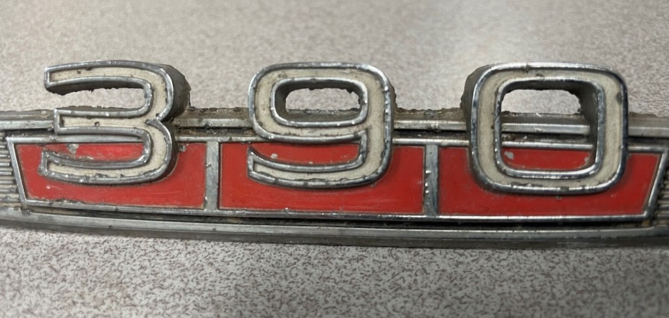 1967-1968 Ford Fairlane 390 OEM Emblem C70B16237B | C70B16237B | Silver ...