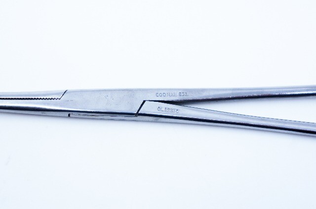 Codman 33-4041 Crile Classic Hemostatic Forcep, Bright Finish, Curved, 6-1 | eBay Australia