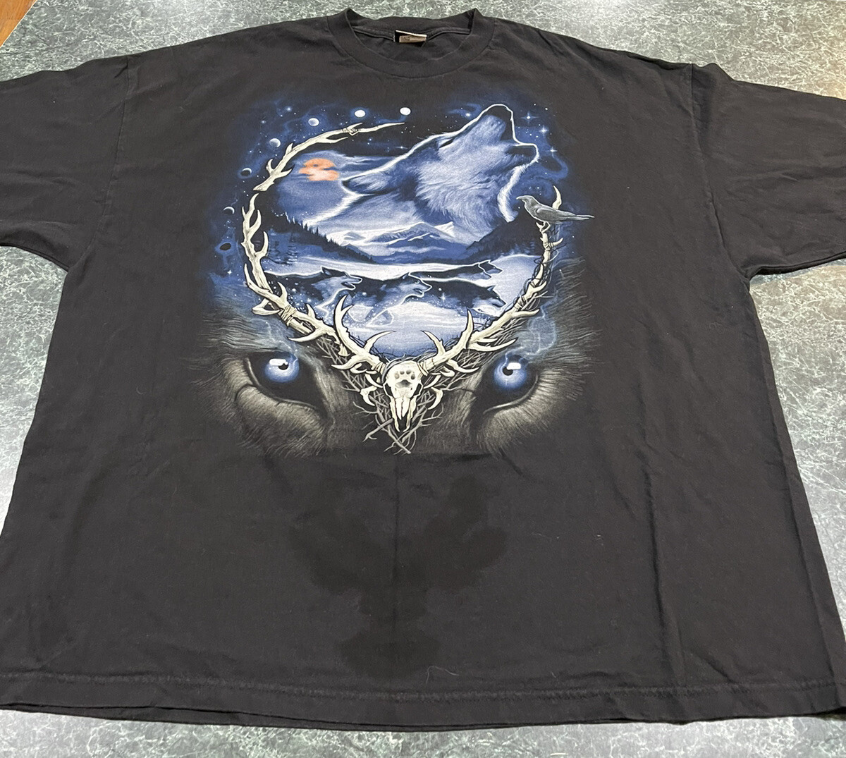 Vintage Liquid Blue Howling Wolf Native American Doub… - Gem
