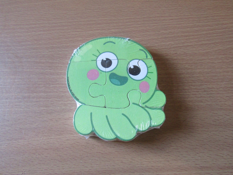 2 NEW WOODEN 4 PIECE PUZZLES BABY SHARK & OCTOPUS FOR AGE 18 MONTHS+ ...