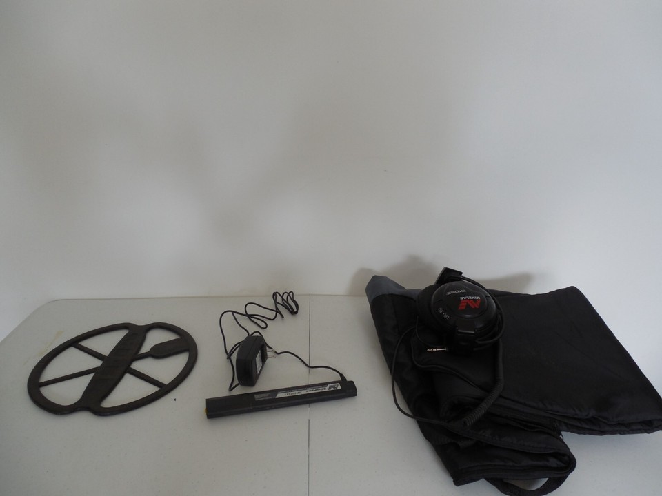 Minelab E-Trac Metal Detector | eBay