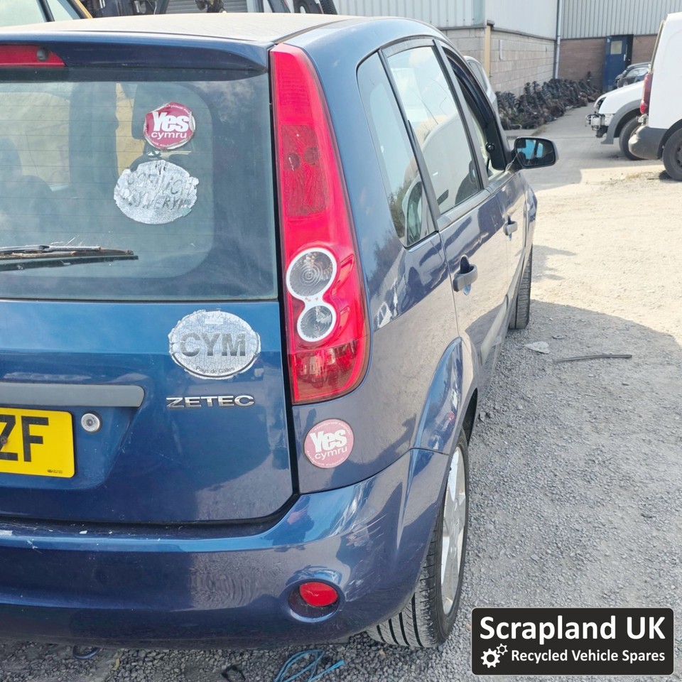 FORD FIESTA MK6 Facelift 2006-2008 1.4 Zetec Climate Petrol Blue 4-Door ...