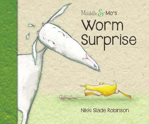 Muddle & Mo's Worm Surprise by Nikki Slade Robinson: Used 9781760360306 ...