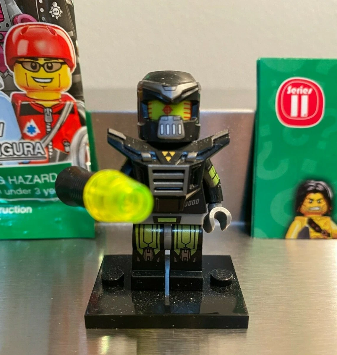 Lego Minifigures Series 11 Evil Mecha