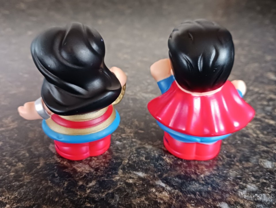 Wonderwoman and Superman Little People Fisher-Price DC Superhero ...